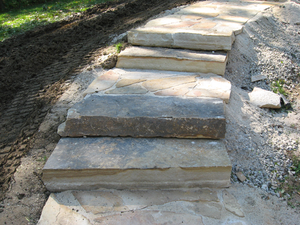 B.T Klein’s Landscaping | Hardscapes | Steps